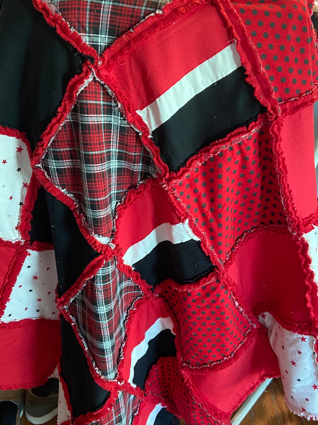 Handmade Patchwork Primitive Rustic Rag Quilt Red Black Stadium Blanket ...