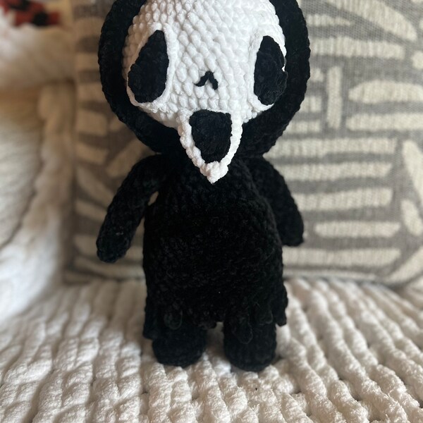 Scream Plushie - Etsy