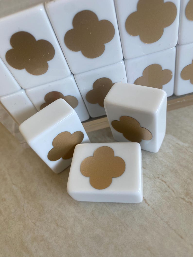 Clover Design White Mahjong Tile Set One of a Kind With a Glossy UV ...