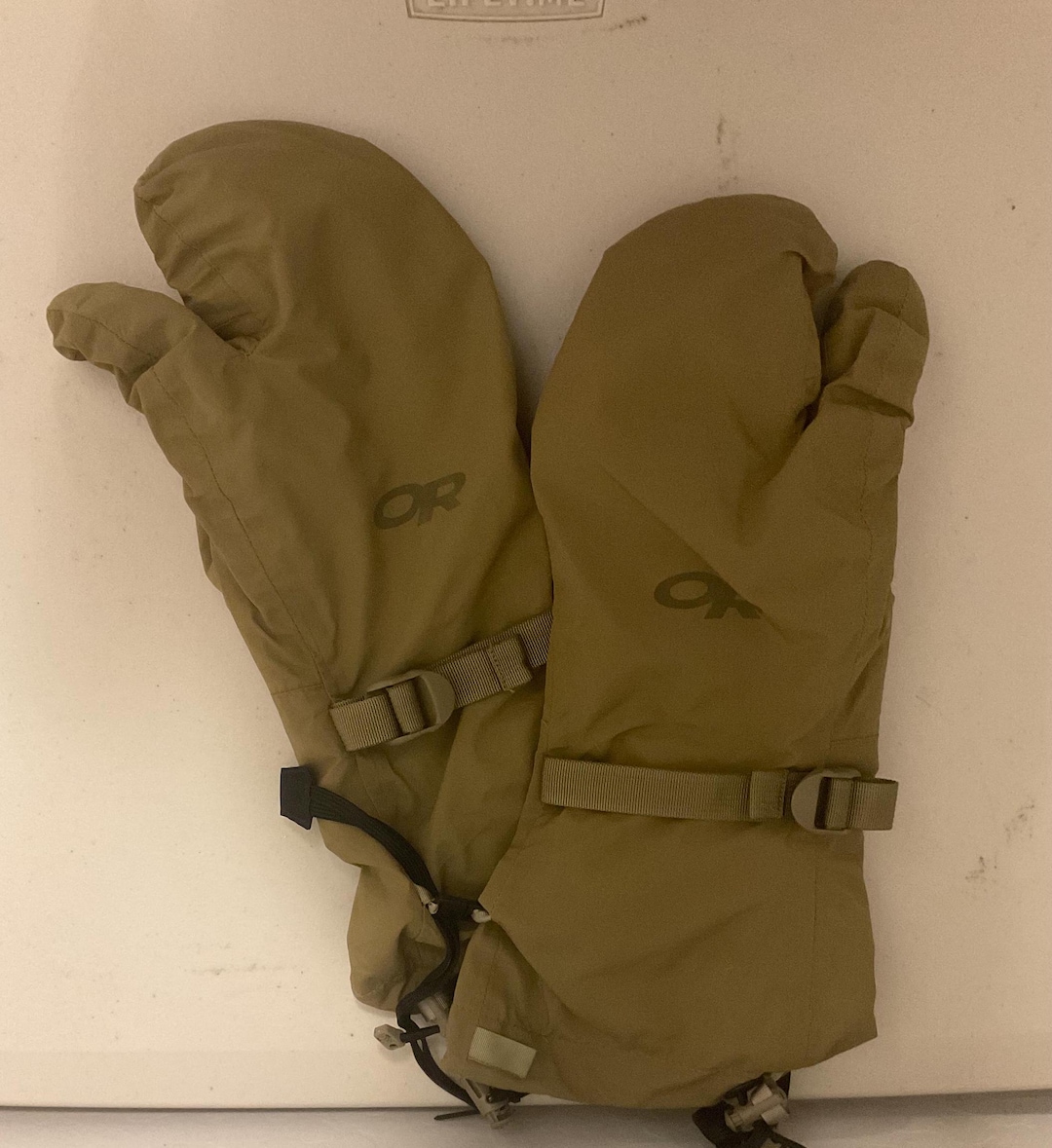 Outdoor Research Coyote Brown Extreme Cold Weather Mitten Shell No ...