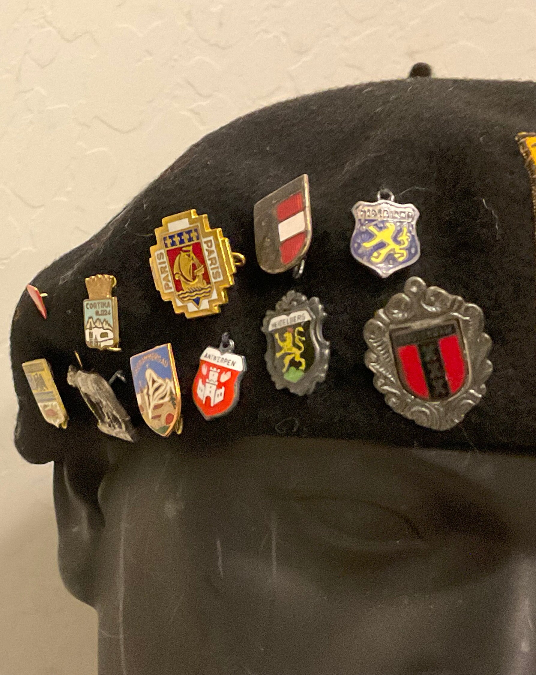 Vintage Beret With 21 Different Pins. - Etsy
