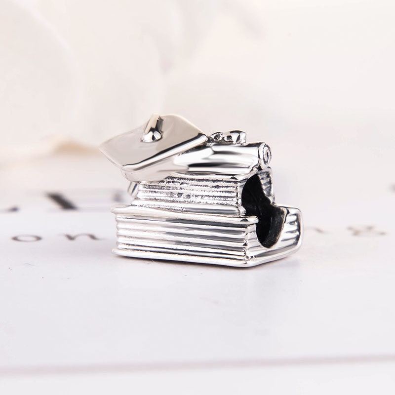 2021 Graduation Cap Book & Scroll School Lucky Pandora Charm Holiday ...