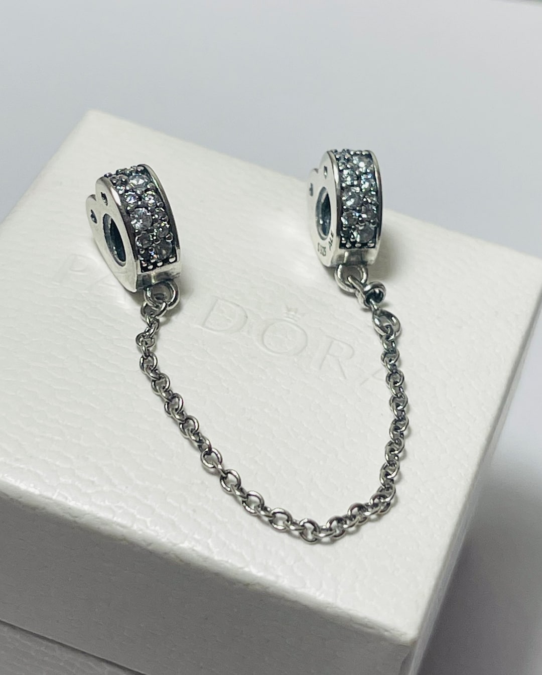New Sparkling Pandora PAVE Heart Safety Chain for Charm Bracelet Mother ...