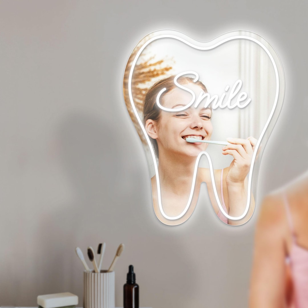 Smile Tooth Outline Mirrored Neon Light, Smile Sign Dental Clinic ...