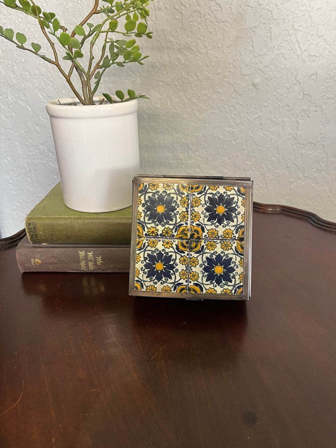 Vintage Zocalo Village Mexican Metal Trinket Box With Talavera Tile Top ...