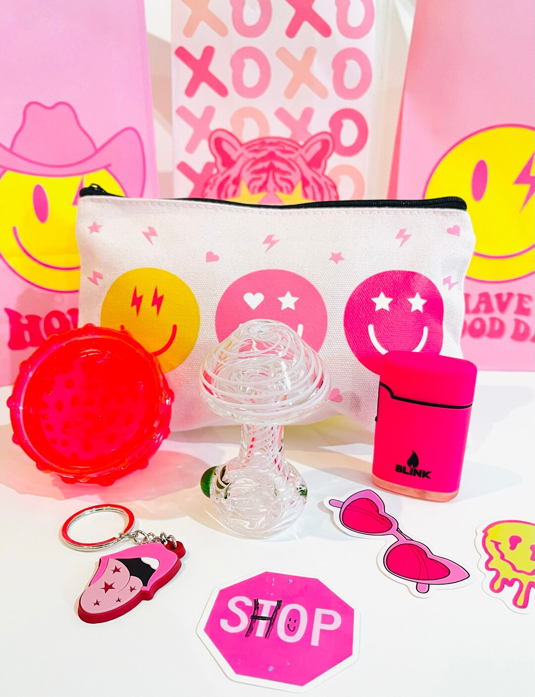 SMILEY FACE KIT/ Preppy Gift Set/ Girly Smoker/ Smoker - Etsy