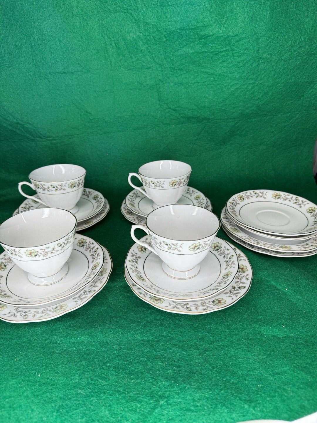 Yong Sheng Porcelain Pottery Set of Cups/saucers/side Plates Made in ...