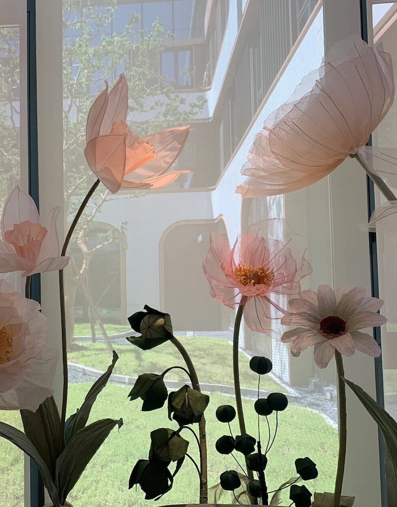 Giant Flowers for Display Window Birthdays Gorgeous Wedding Decor ...