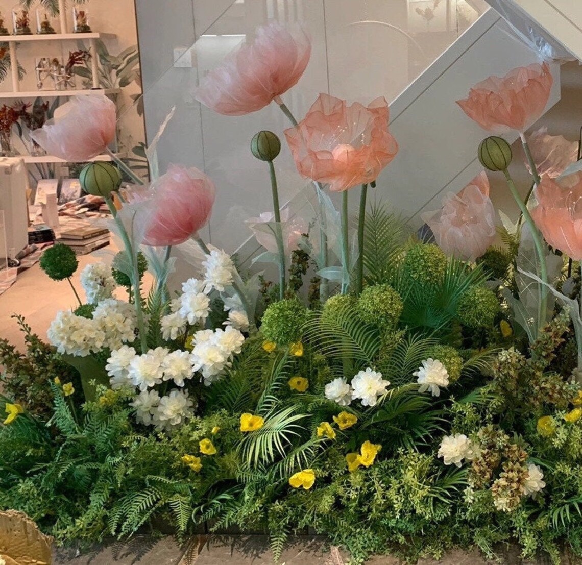 Giant Flowers for Display Window Birthdays Gorgeous Wedding Decor ...