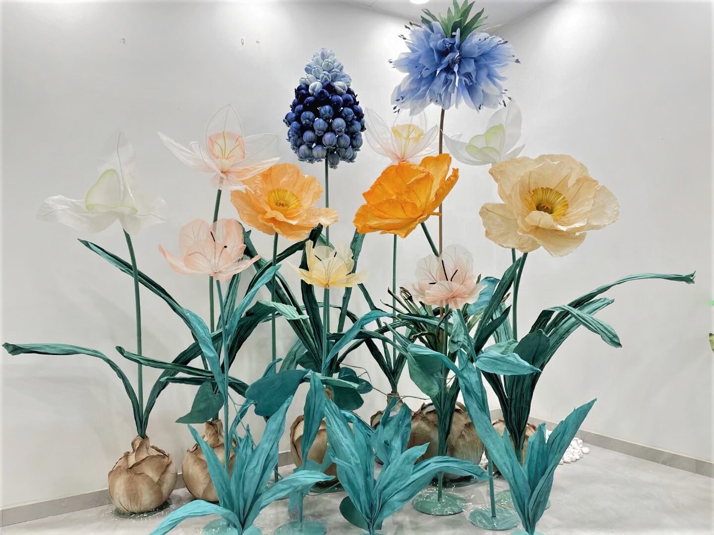 Giant Blooms for Unique Gorgeous Birthday Celebration Wedding Gala ...