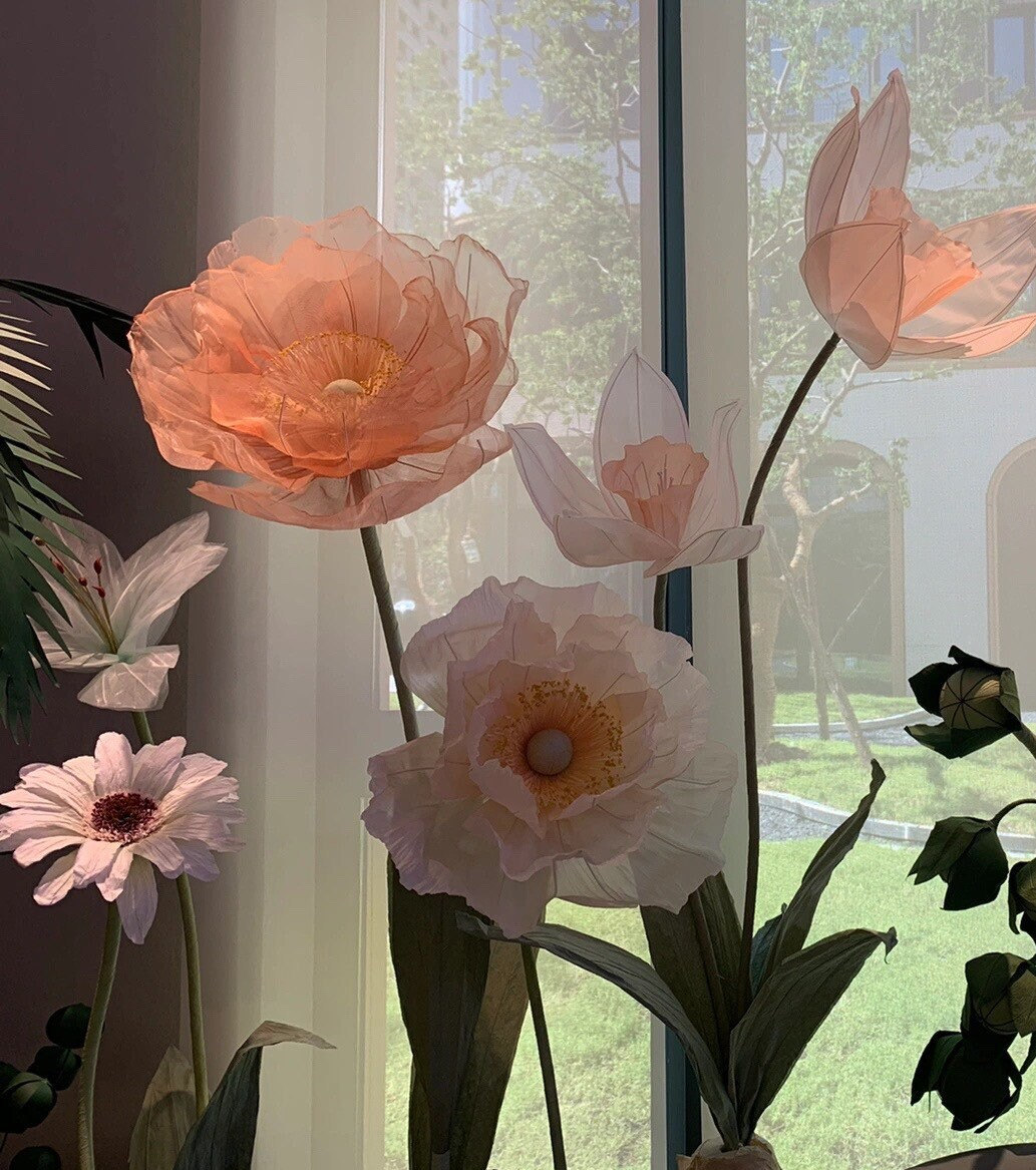 Giant Flowers for Display Window Birthdays Gorgeous Wedding Decor ...