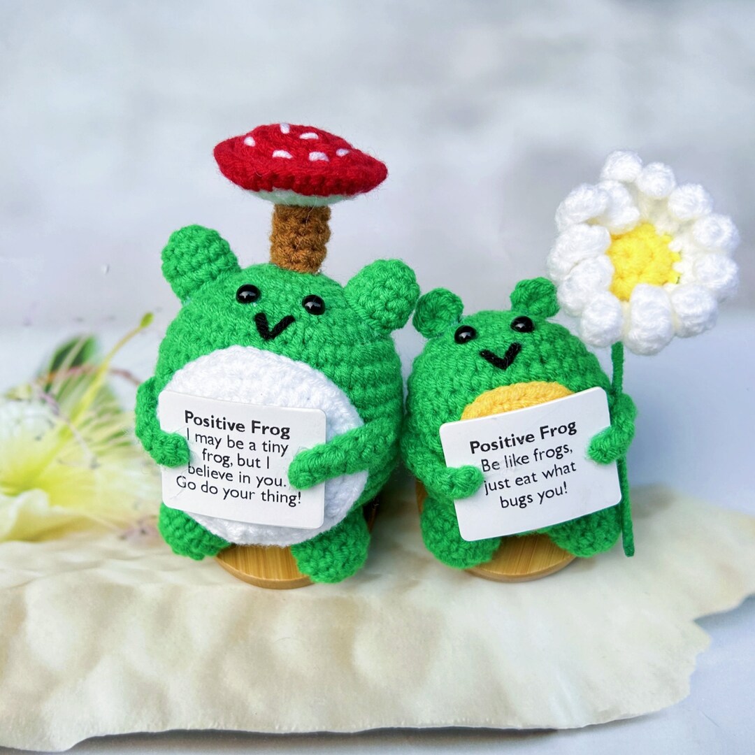 Cute Crochet Positive Frog Holding Flower-emotioal Support Frog-unique ...