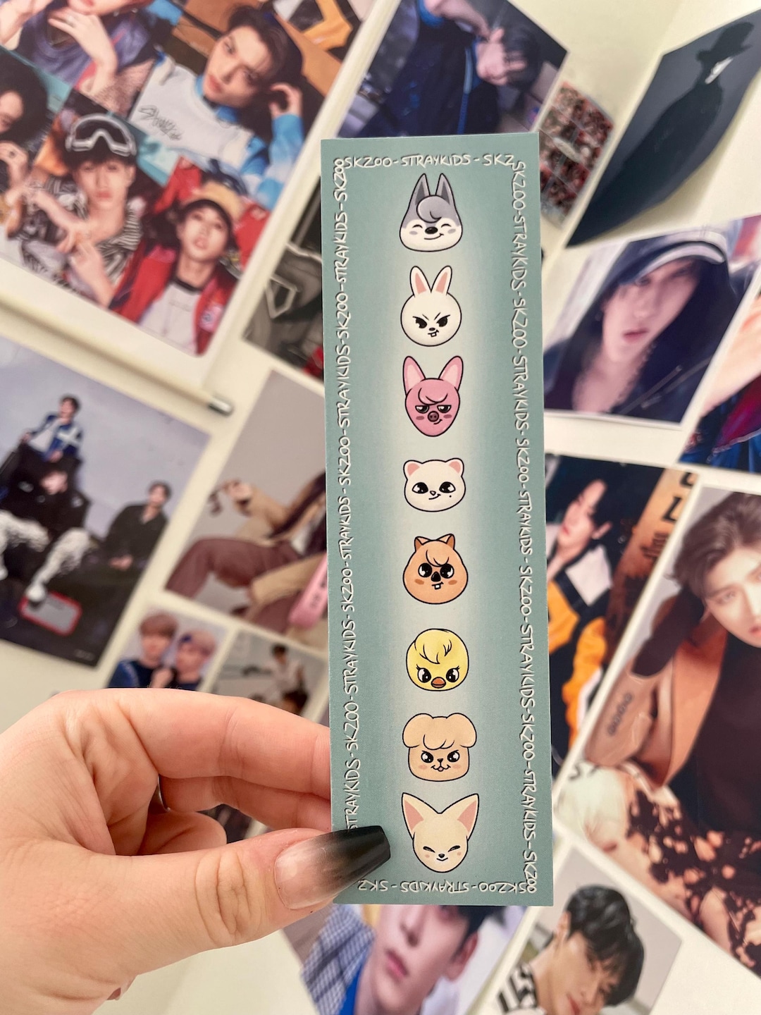 Stray Kids Bookmark, Skzoo OT8, K-pop Art. - Etsy