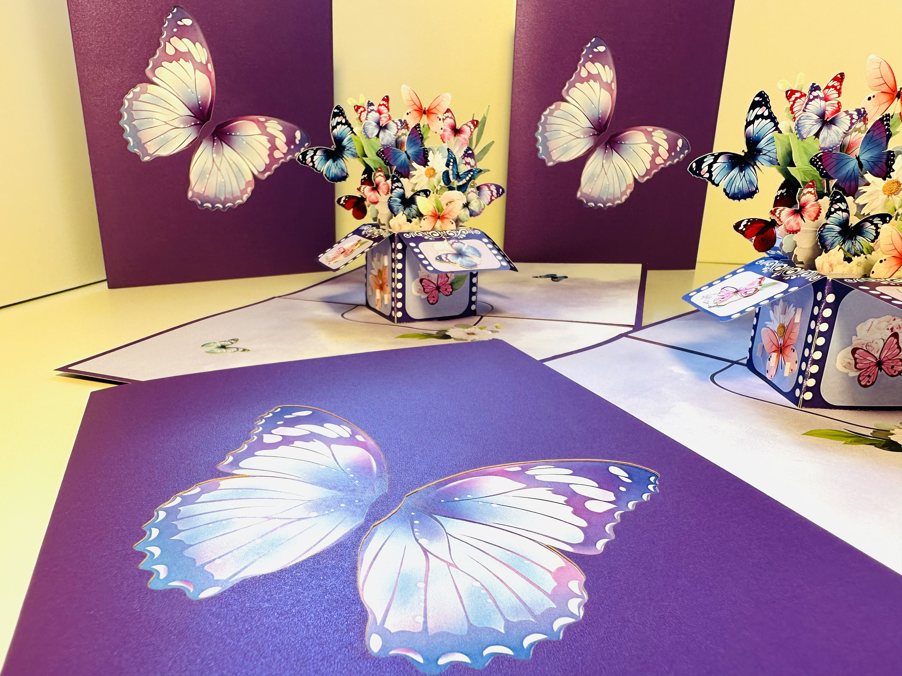 Gorgeous Magic Flying Butterfly Gift Box 3D Pop up Greeting Card Happy ...