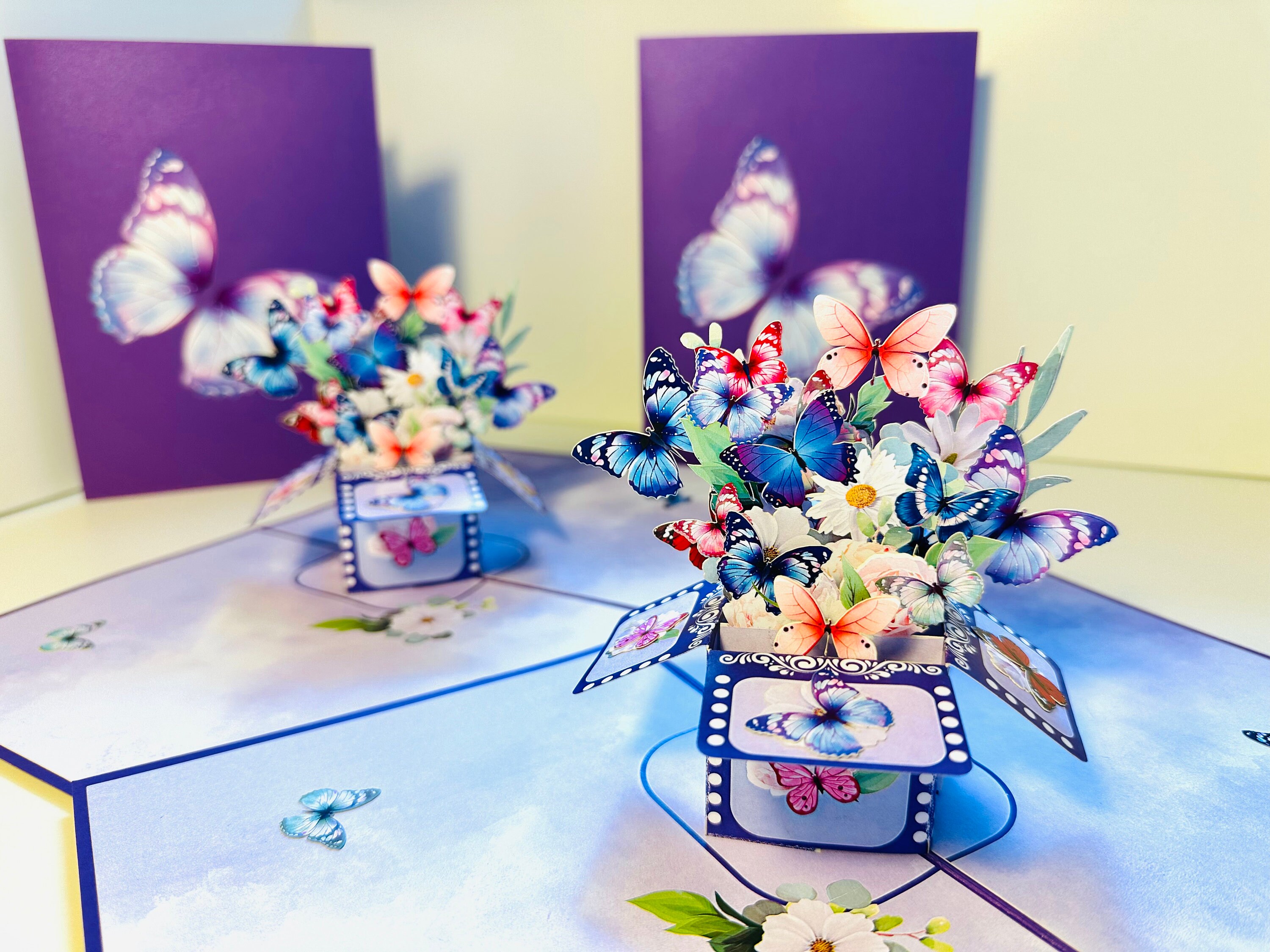 Gorgeous Magic Flying Butterfly Gift Box 3D Pop up Greeting Card Happy ...