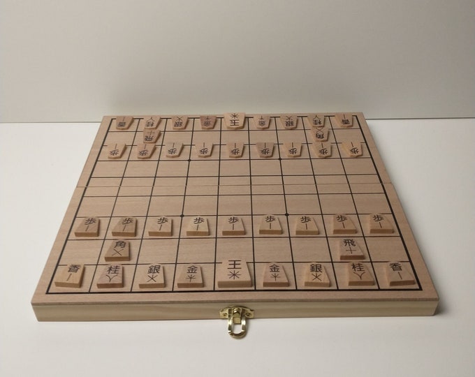 International / Westernized Shogi Set With Arrows and Japanese 1-kanji ...
