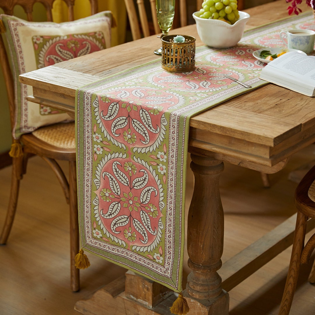 Retro Flower Table Runner, Soft Luxury Table Runner Table Decor Kitchen ...