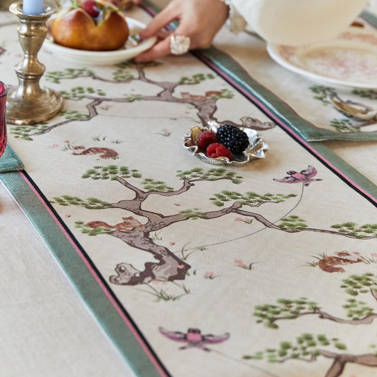 Retro Pine and Paper Kite Table Runner, Handmade Dining Decor - Etsy