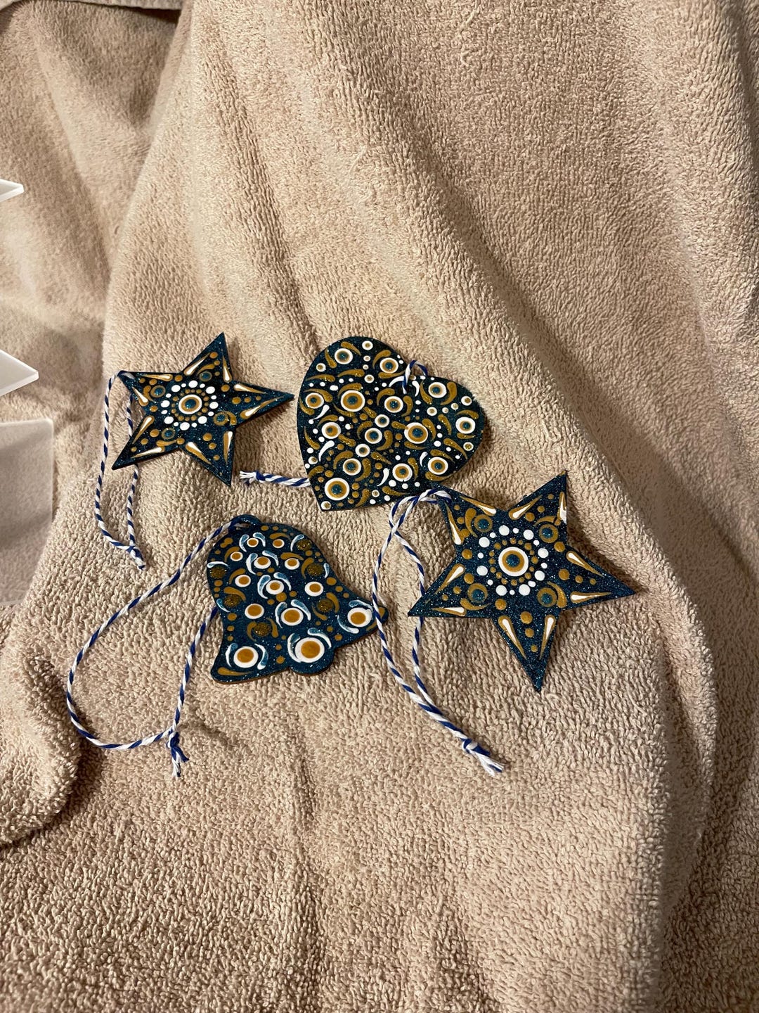 4 Mandala Christmas Ornaments, Dot Art, Blob Art. 2 Stars, Heart and ...