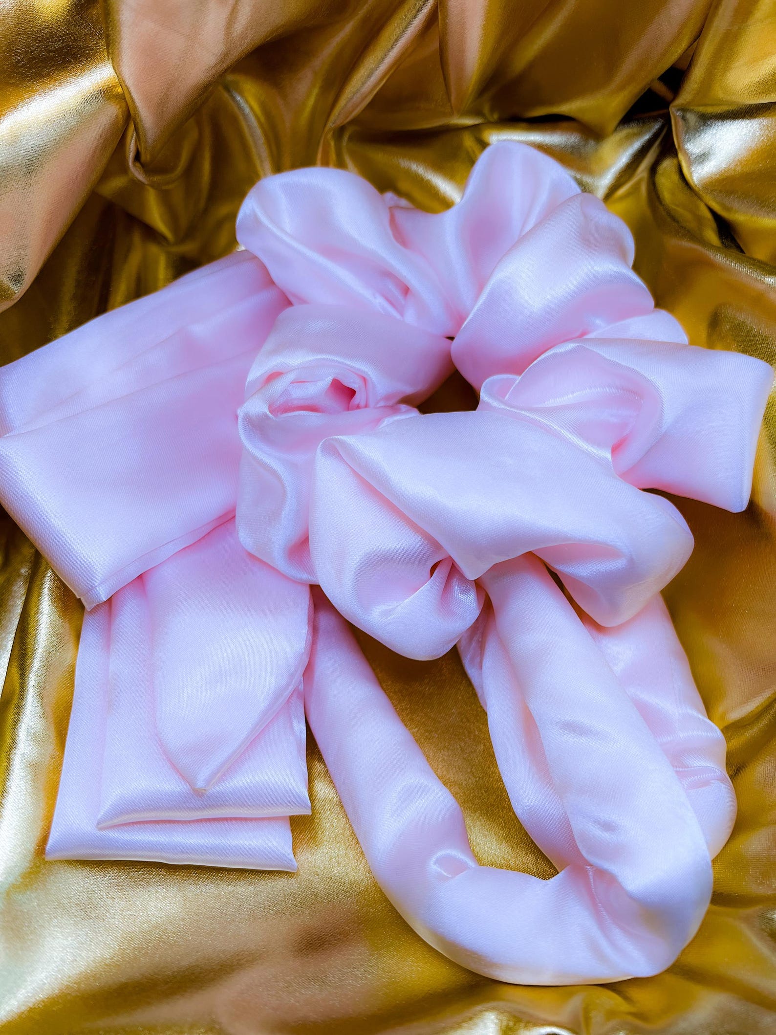 Silky Scrunchie Hair Curler, Heatless Overnight Curls - Etsy