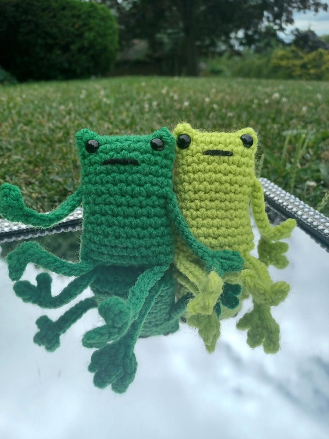 Crochet Leggy Frogs | Two Colours - Etsy