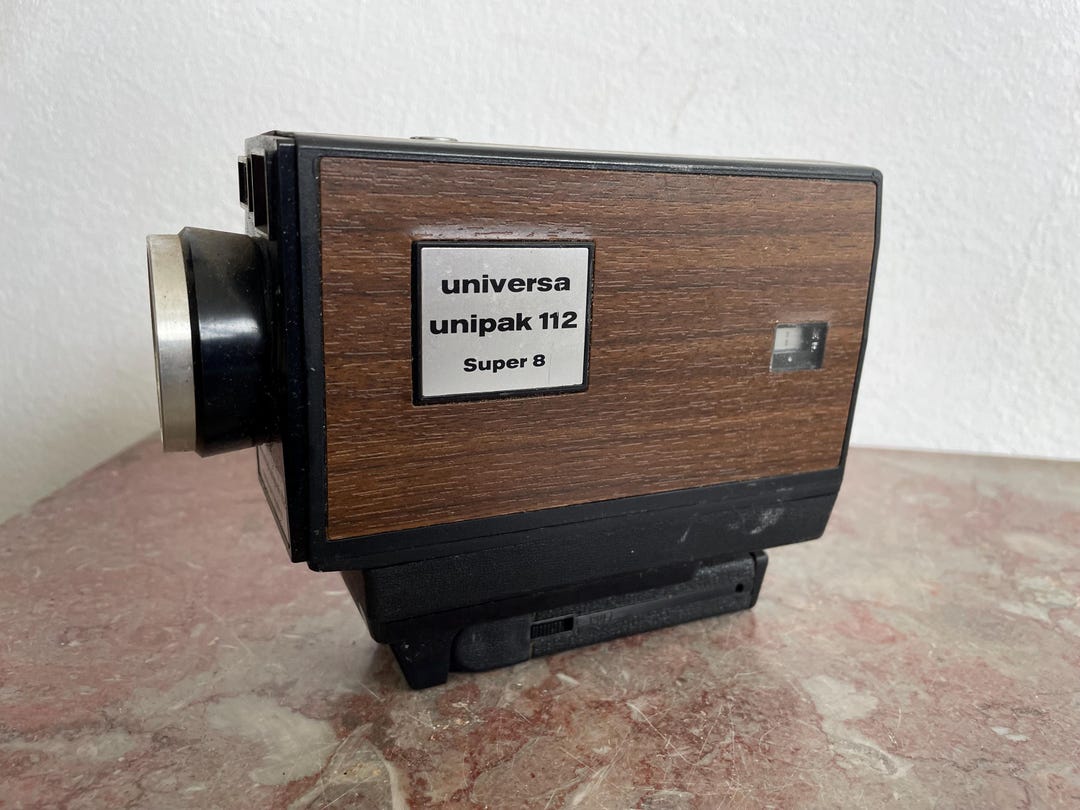 Universa Unipak 112 Automatic Super 8 Movie Camera Not Tested. See Text ...