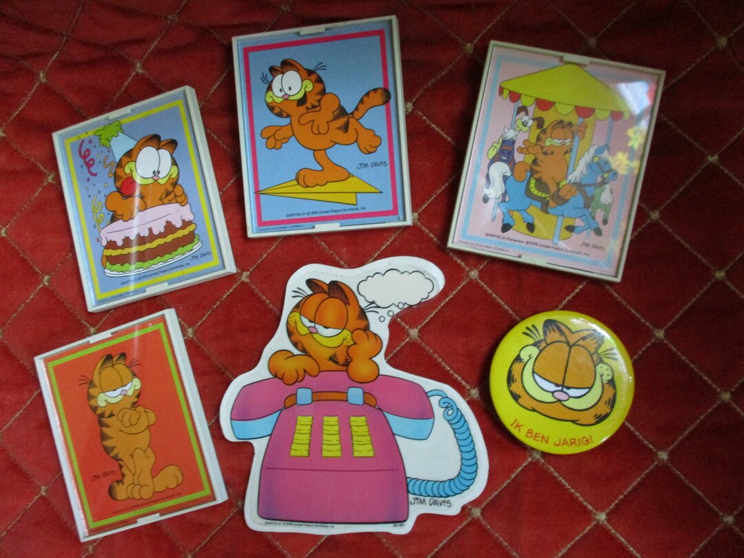 Garfield Items Vintage 1978 Mini Frames Sticker Badge - Etsy