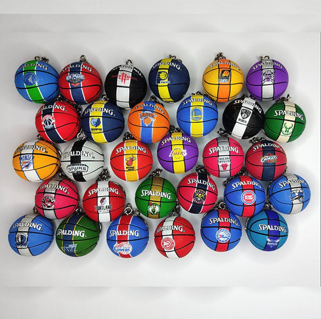 NBA Keychain All Teams Ball Keychain, 76ers, Lakers, NETS, Miami Heat ...