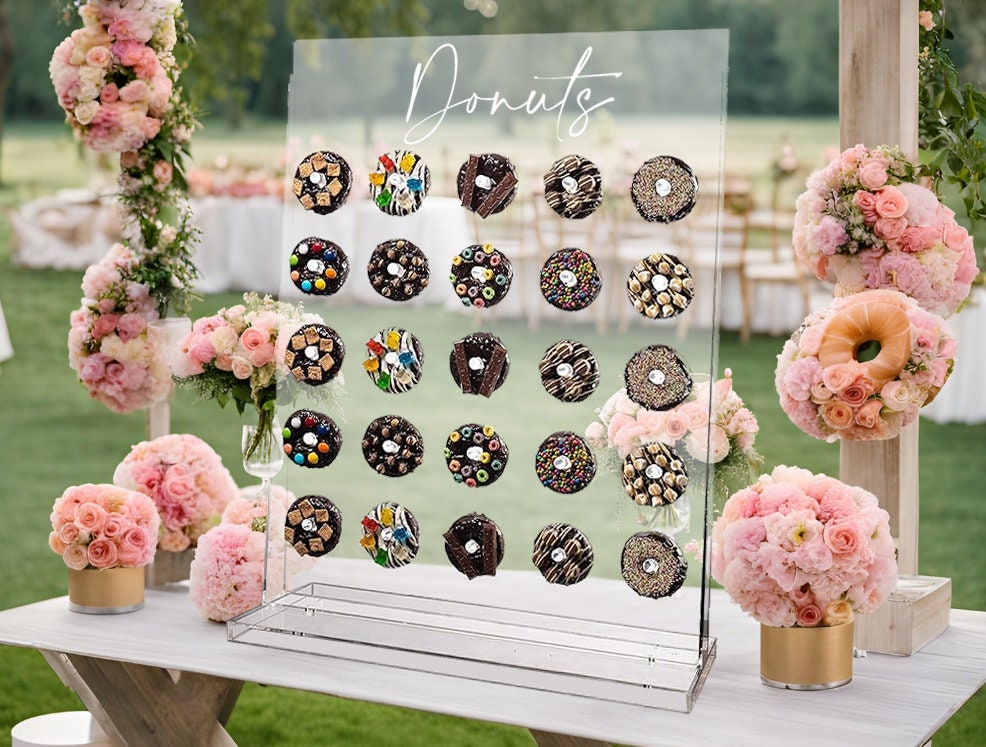 How to make a donut wall for wedding | Beachweddingtips.com