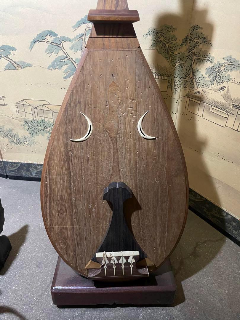 Antique Chikuzen Biwa With Rosewood & Boxwood, Four-string Japanese ...