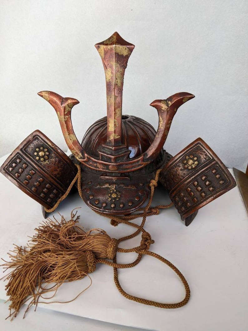 Japanese Iron Samurai Kabuto Helmet Ornament – Traditional Yoroi ...