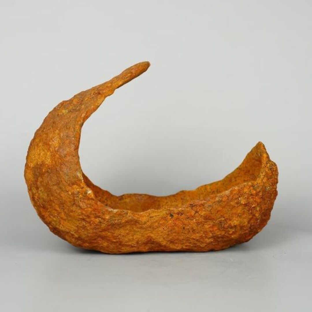 Small Crescent-shaped Kurama Stone Bonsai Pot – Unique Japanese Ikebana ...
