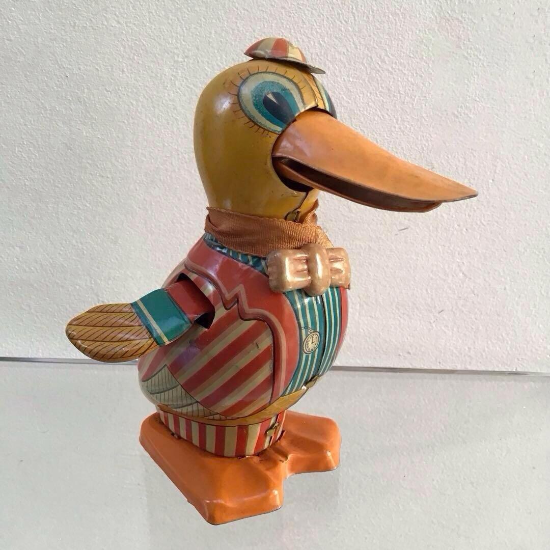 Vintage 1950s Japanese Tin Wind-up Duck Toy by DAITO – Made in Japan ...