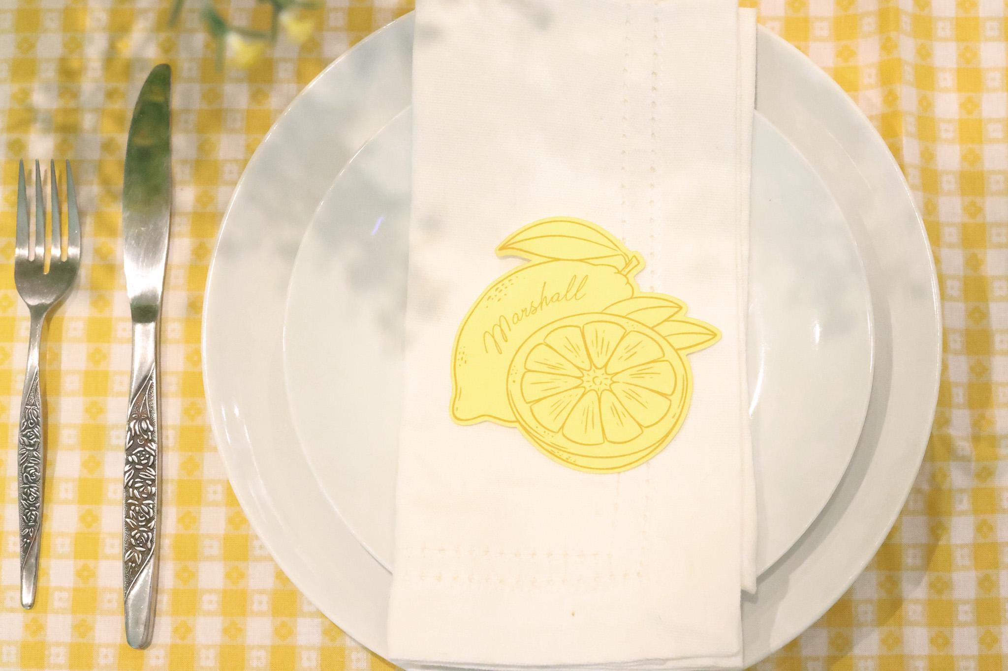 Lemon Place Cards: Custom Name Tags for Summer Weddings - Etsy