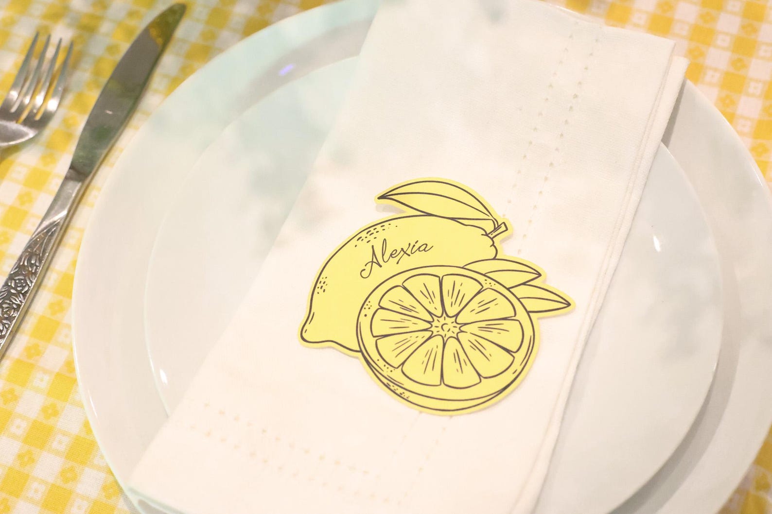 Lemon Place Cards: Custom Name Tags for Summer Weddings - Etsy