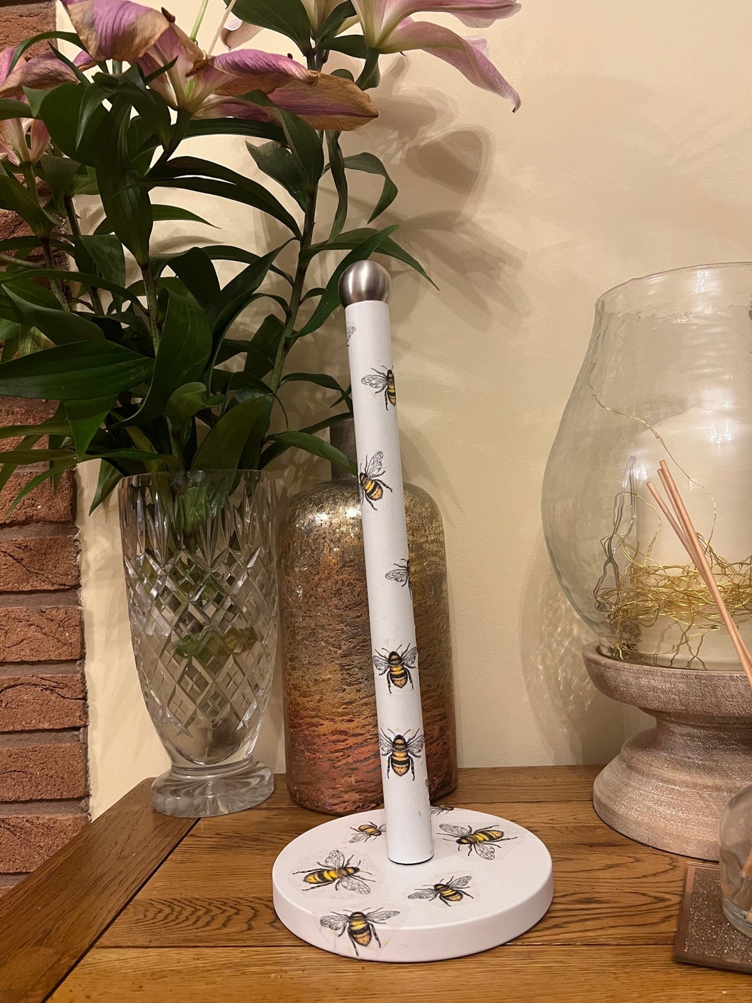 Stunning Bee Decoupaged Kitchen Roll Holder. - Etsy