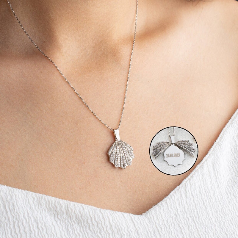 Sea Shell Necklace - Etsy