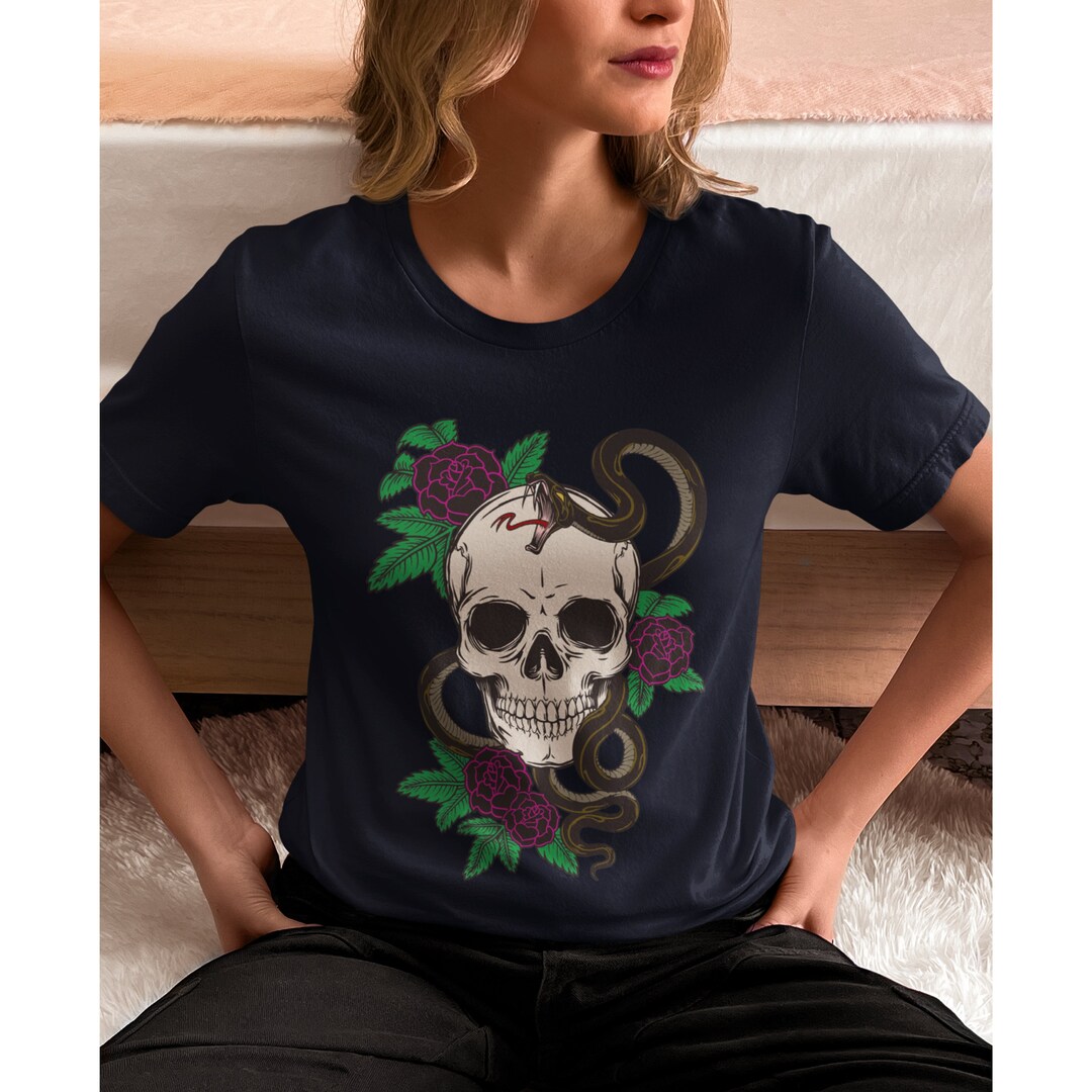 Snake + Skull Tee Serpent Goth Tattoo Art T-shirt Unisex Jersey Short ...