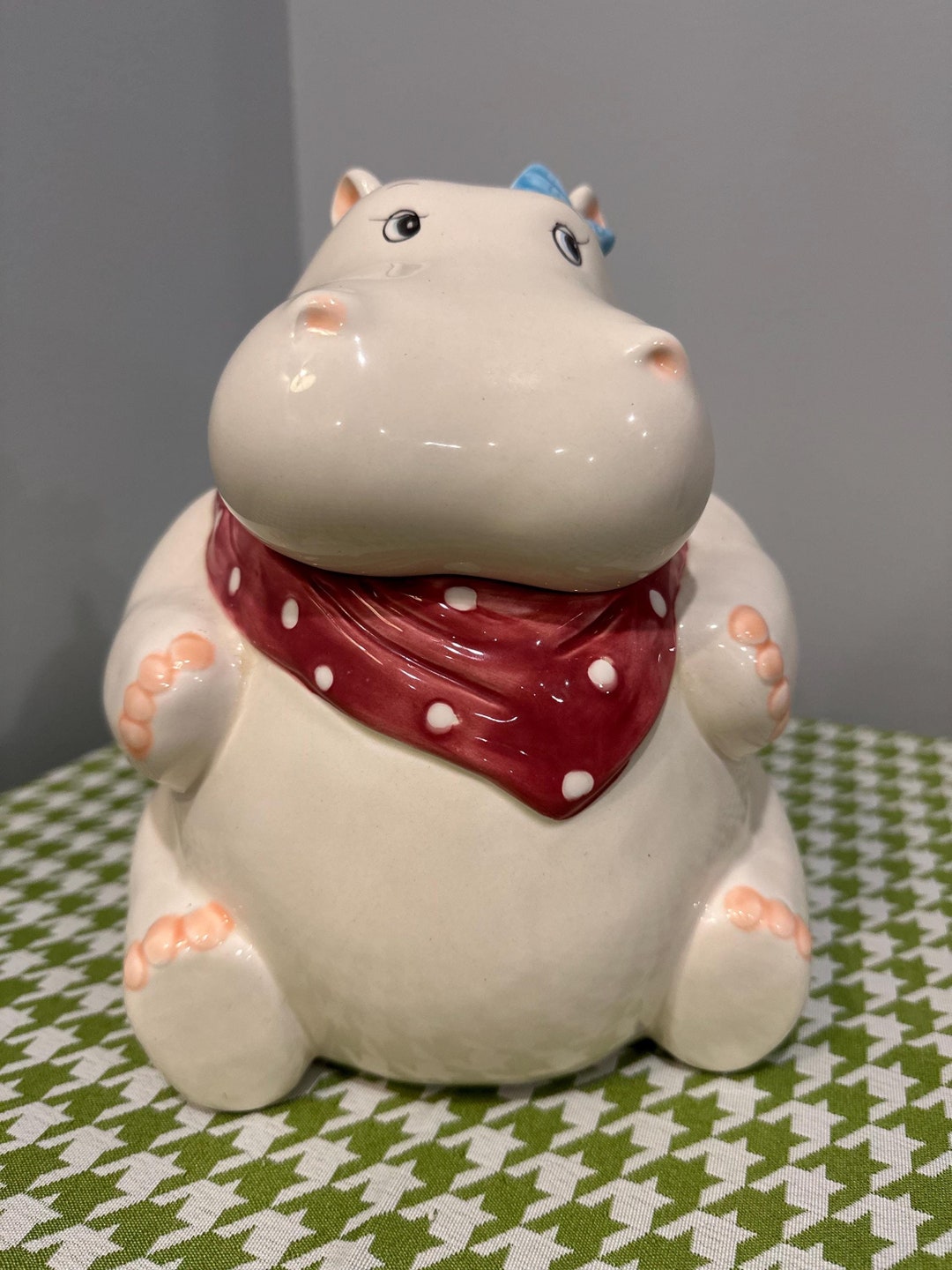 Vintage Ceramic Hippo W/bandanna COOKIE JAR, Bow, Kitsch, Hippopotamus ...