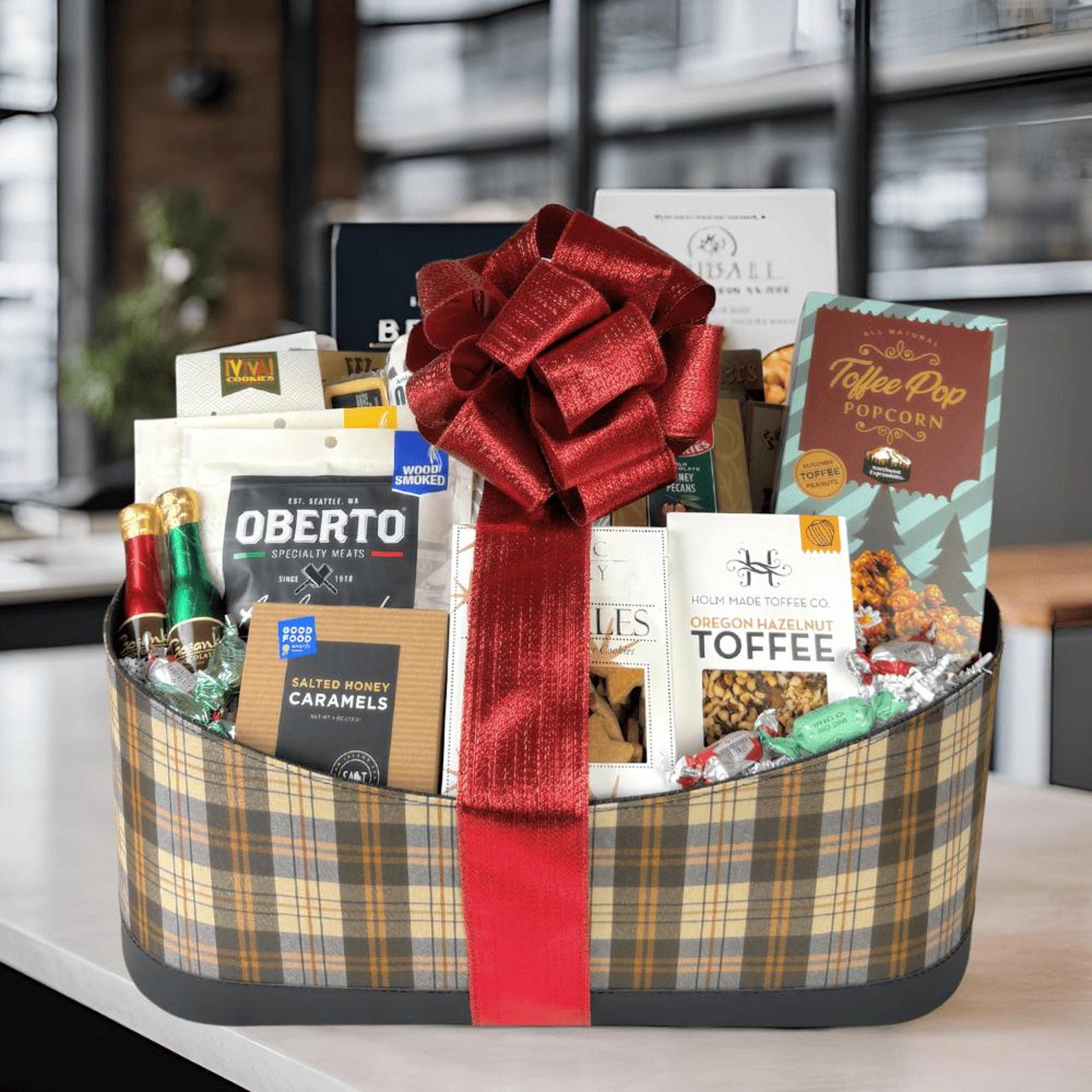 Holiday Snack Basket Office, Family, Friends | Corporate Gift Basket ...