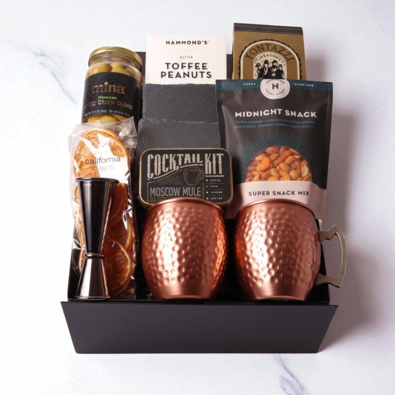 Moscow Mule Gift Box: Copper Mugs, Cocktail Mixer & Snacks - Etsy