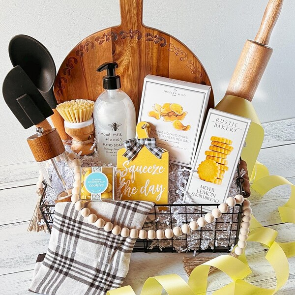 Housewarming Gift Basket - 60+ Gift Ideas for 2024