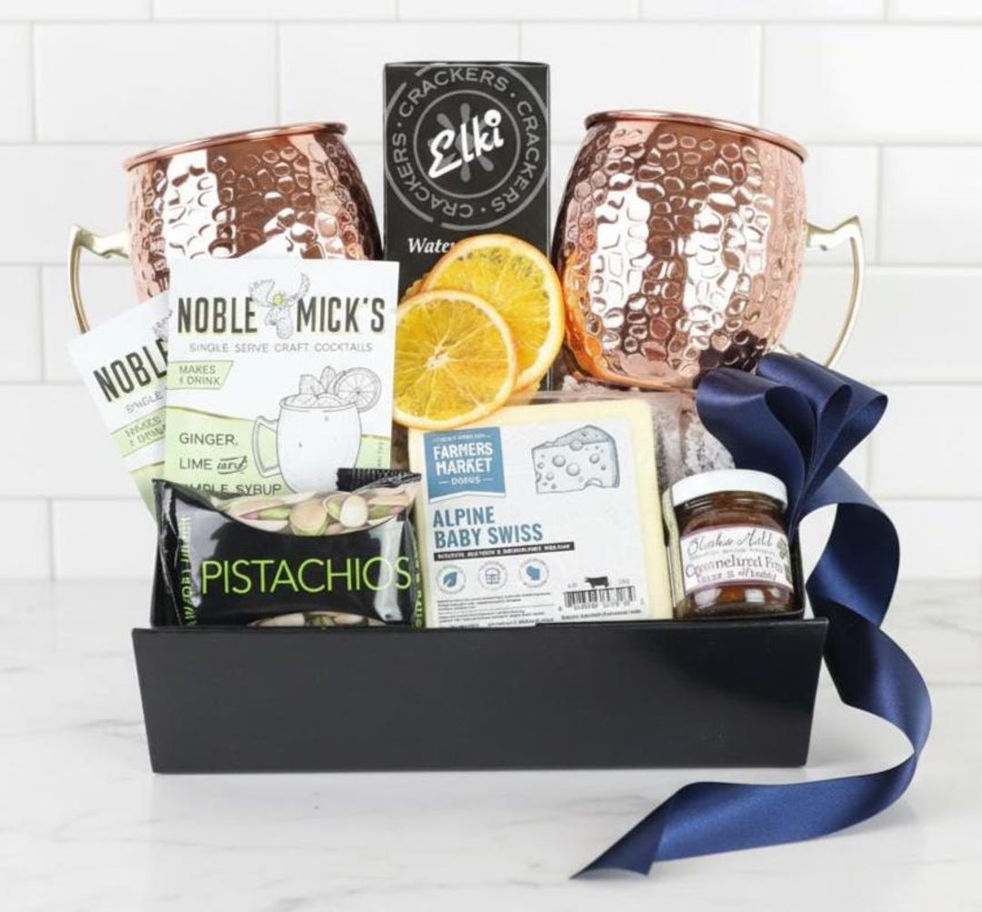 Moscow Mule Gift Box: Copper Mugs, Cocktail Mixer & Snacks - Etsy