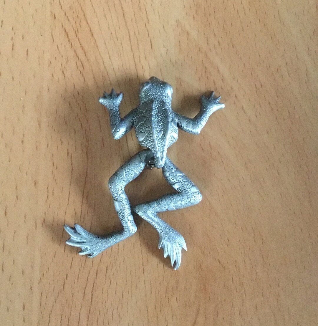 Vintage Pewter Brooch Frog W Long Legs - Etsy
