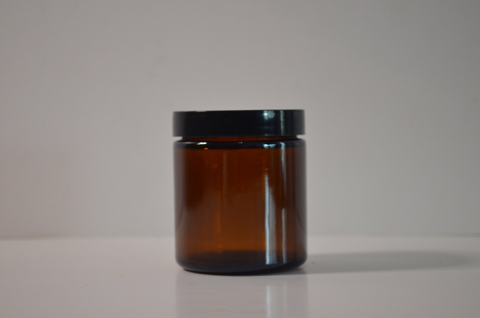 12 Pack- Glass 4oz Amber Plastic Jar With Lid - Etsy