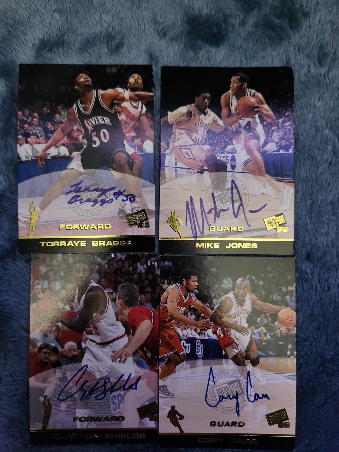 Auto 4 Cards Autographed Cards Terrace Brag ,mike Jones,clayton Shields ...
