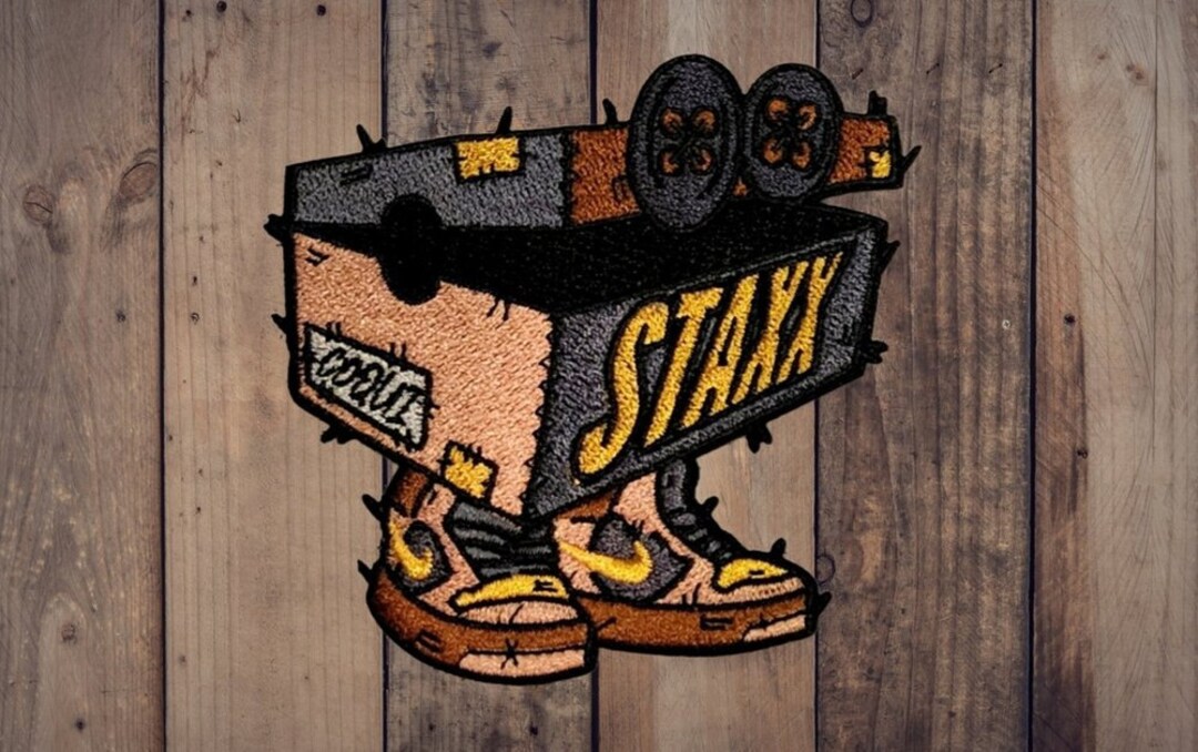 NIKE SHOEBOX PLUSH Embroidered Velcro Patch Ranger Eyes, Custom Gamer ...