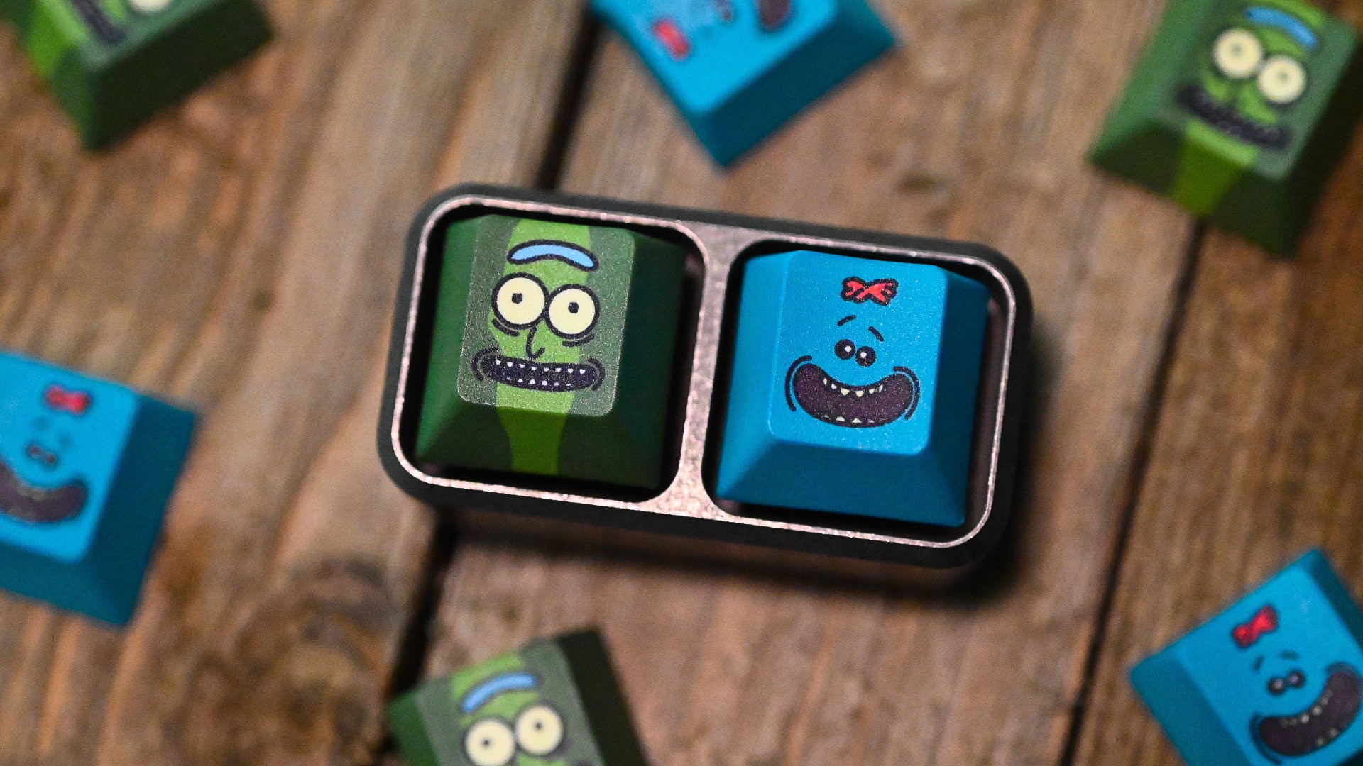 MEESEEKS & Pickle RICK KEYCAPS 2-pcs Set, South Park Artisan Keycap ...