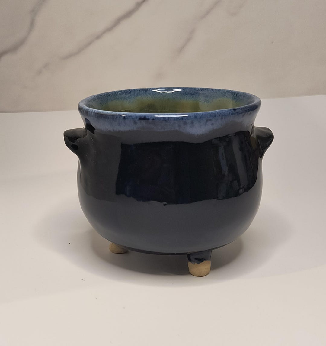 Handmade Pottery Cauldron, VERY Shiny Black, 3 Stilt Feet Base - Etsy
