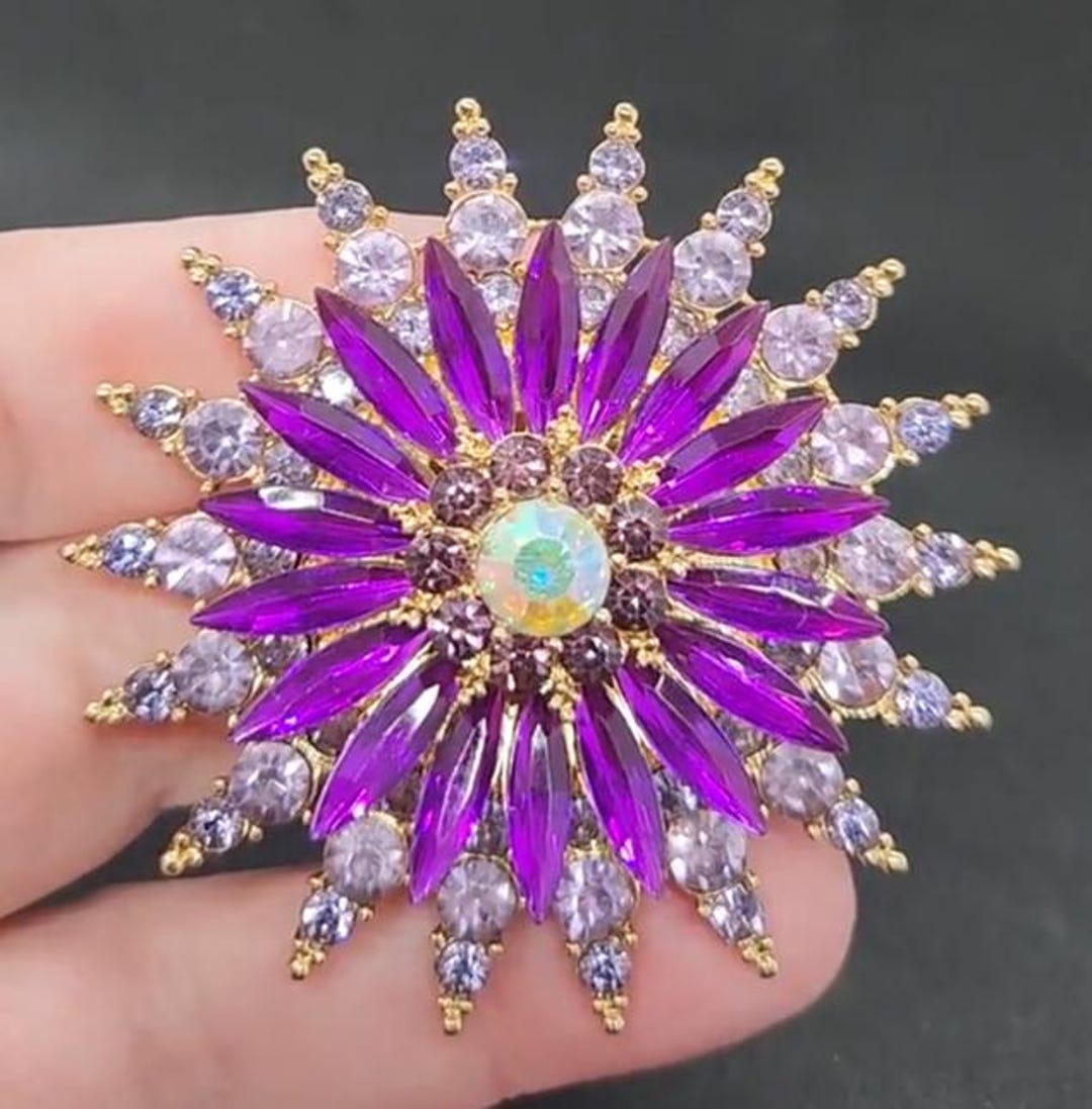 Purple & Lilac Starburst Brooch Faux Jewels Rhinestones Very Pretty ...
